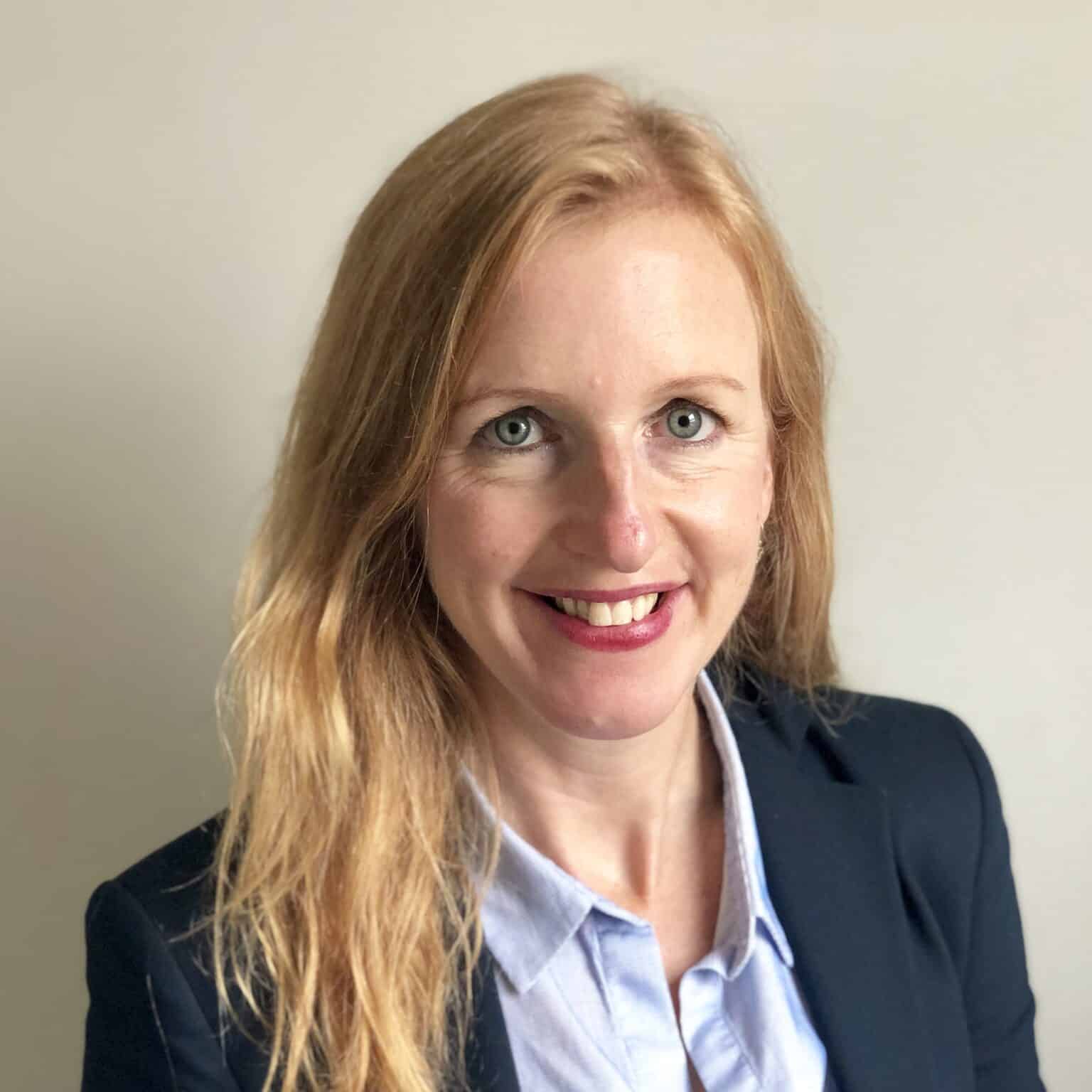 Camilla Knox-Peebles | Bond