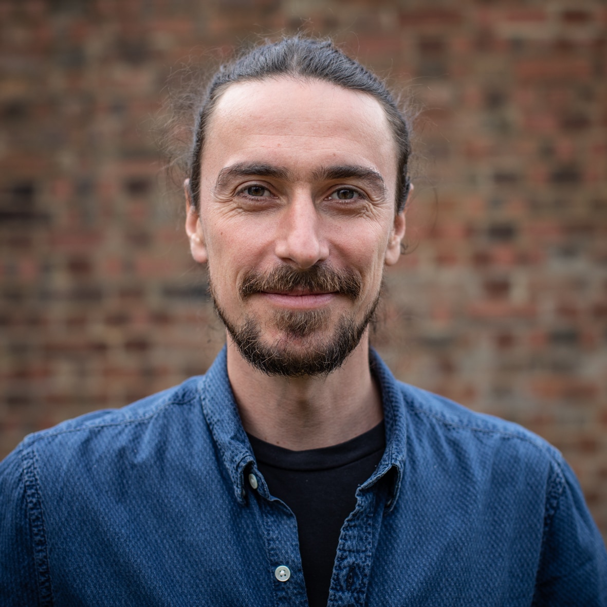 Jonathan Hyams | Bond